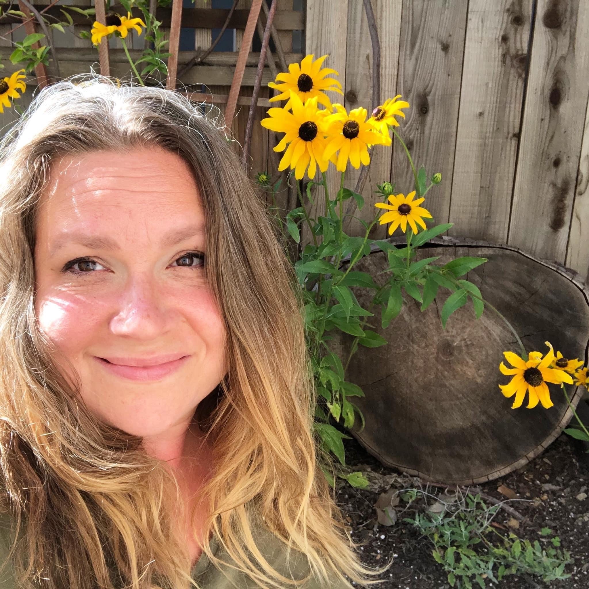 Cast & Crew - Packed: The Series